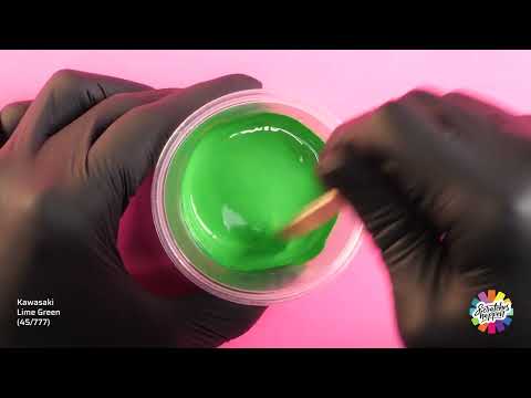 Green Automotive Paint: Vivid Outdoors and Dark in Shadow | ScratchesHappen